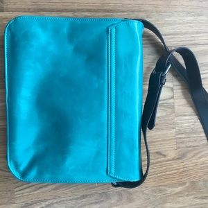 Shiraleah | Bags | Shiraleah Chicago Vegan Leather Purse | Poshmark